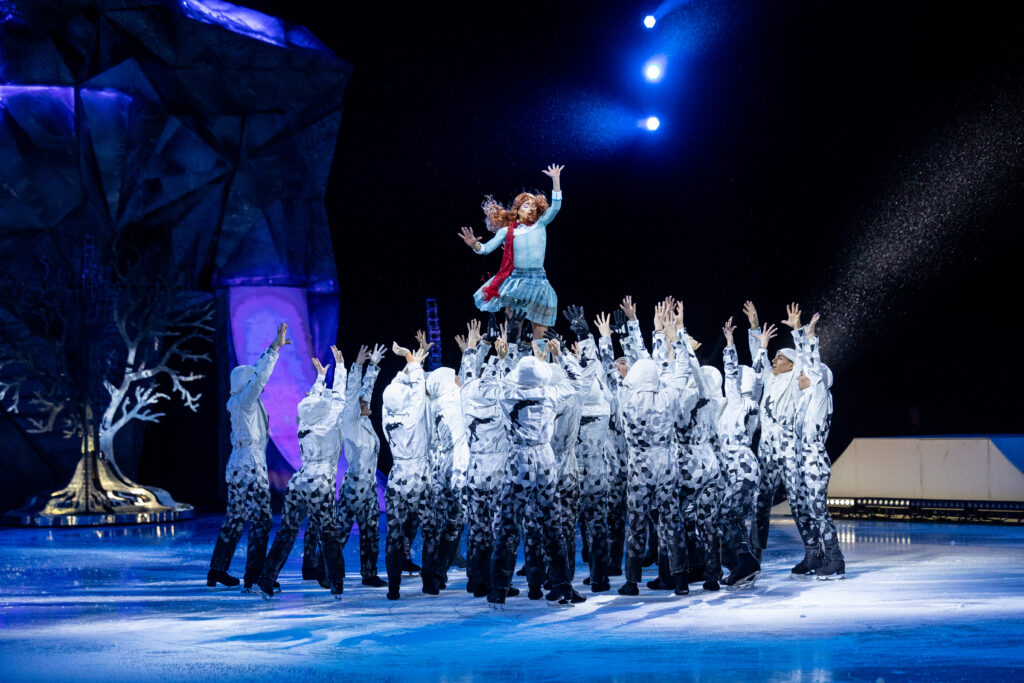 Cirque-du-Soleil_Crystal-ice-skating-show – Conrad Askland